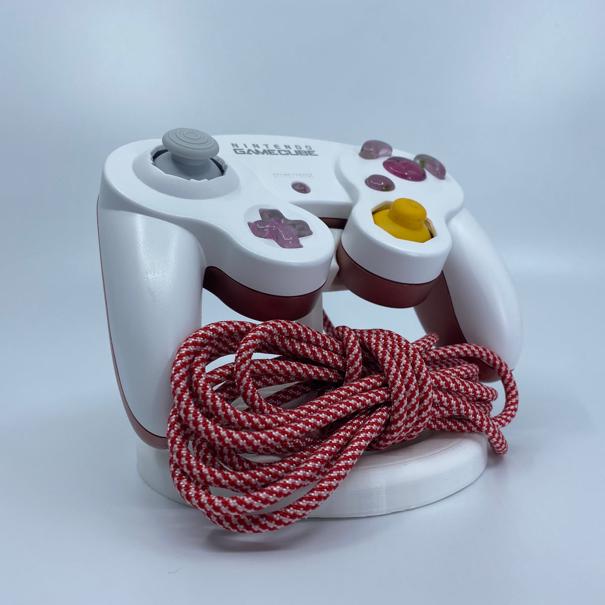 JP White/Plat Gamecube Controller - Pink Dye | Solanum Customs